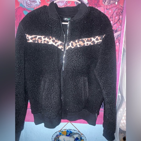 ZYIA | Jackets & Coats | Zyia Active Sherpa Leopard Print Full Zip ...